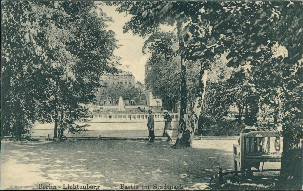 Partie im Stadtpark :: Lichtenberg-Berlin :: Ansichtskarten-Lexikon
