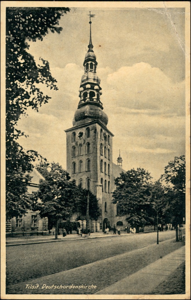 Straßenpartie Ordenskirche :: Tilsit :: Ansichtskarten-Lexikon
