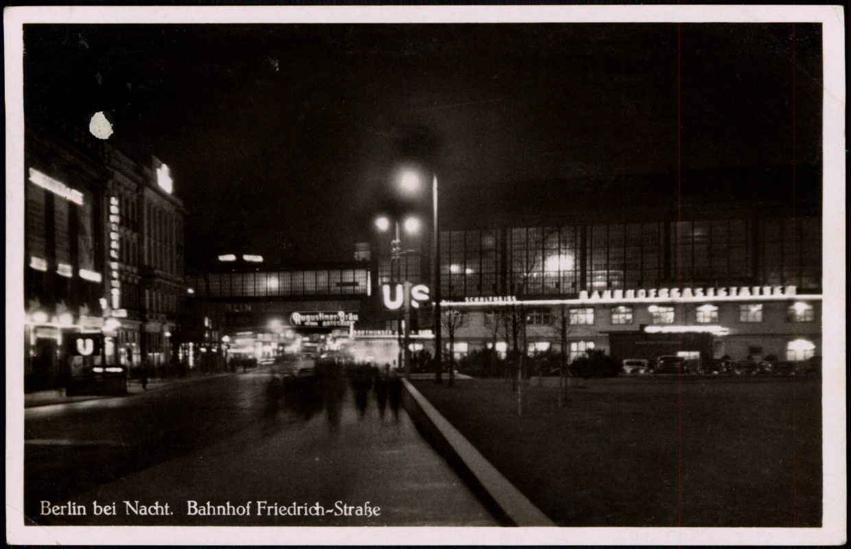 Bahnhof Friedrichstraße bei Nacht :: Mitte-Berlin :: Ansichtskarten-Lexikon